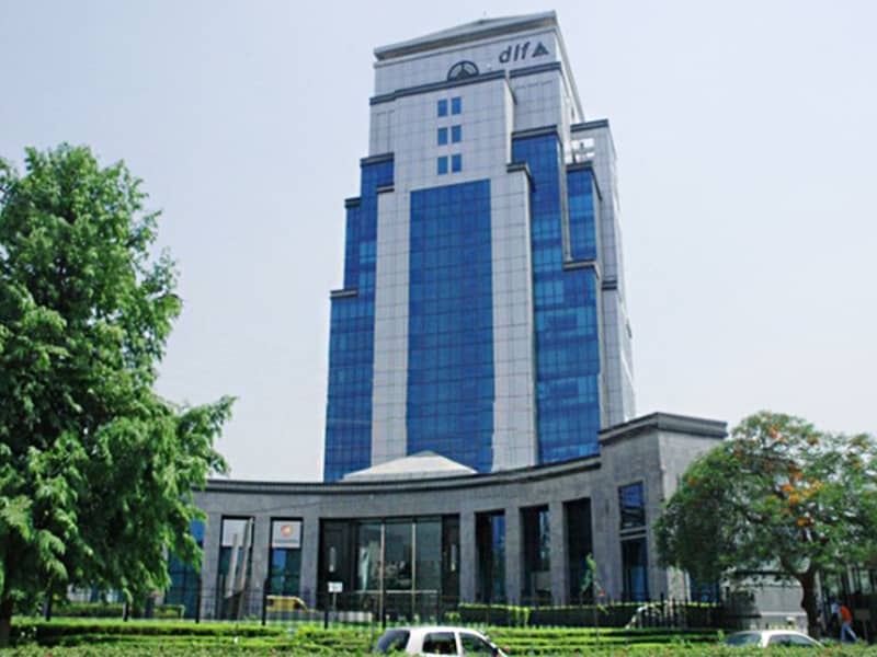 DLF PLAZA TOWER || Broki